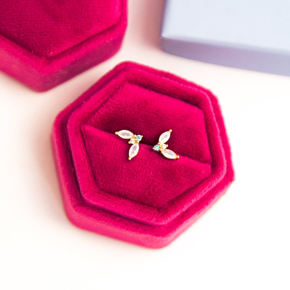 Flutter Studs – Jimnojean